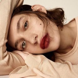 Zarina Nares - Model Profile - Photos & latest news