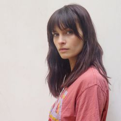 Beth Edwards - Model Profile - Photos & latest news