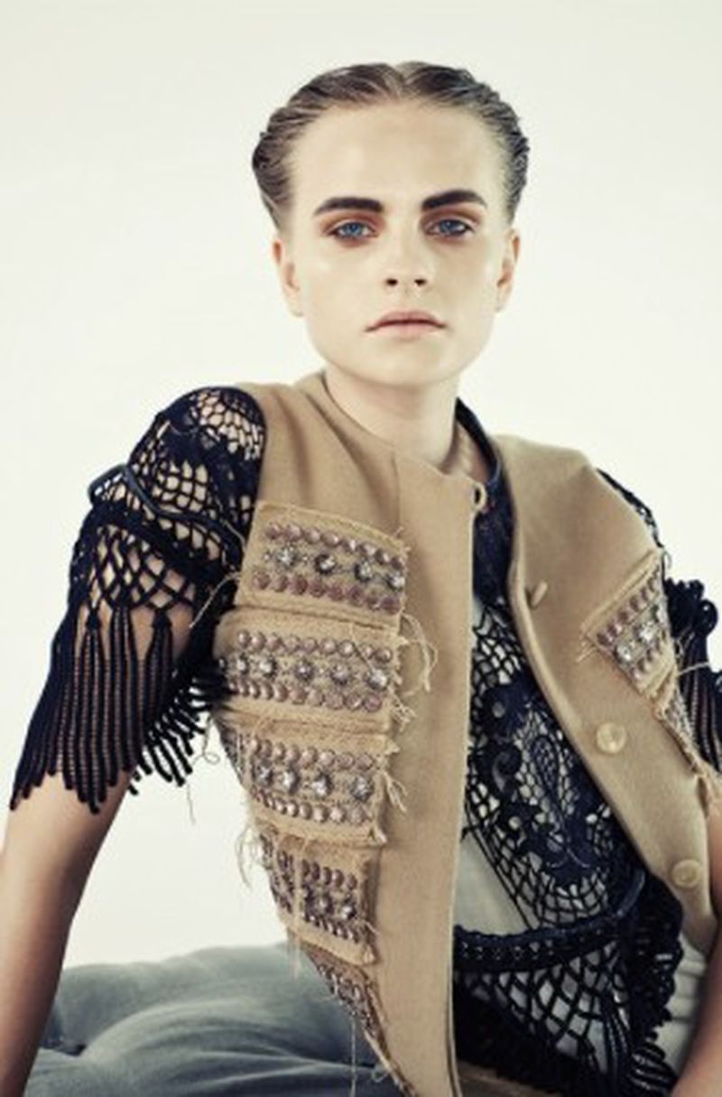 Faint Whisper (Vogue.it)