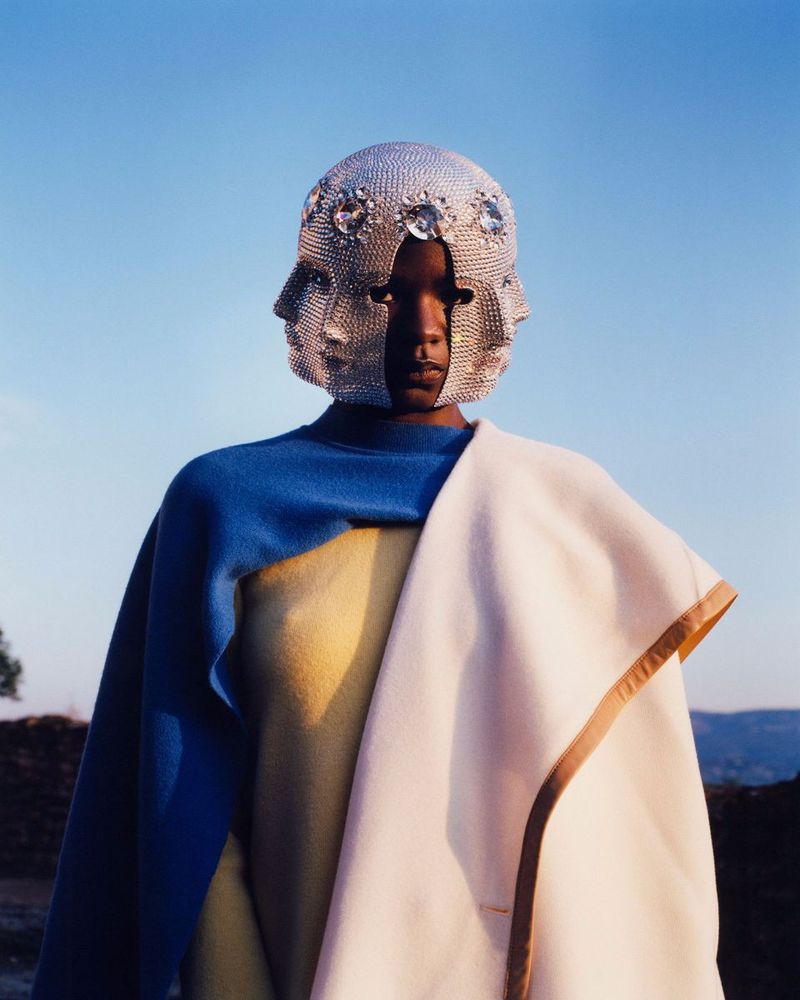 Screaming Colors (L'Officiel Italia)