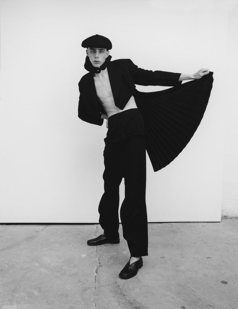 By Leon Mark (Replica Man Magazine)