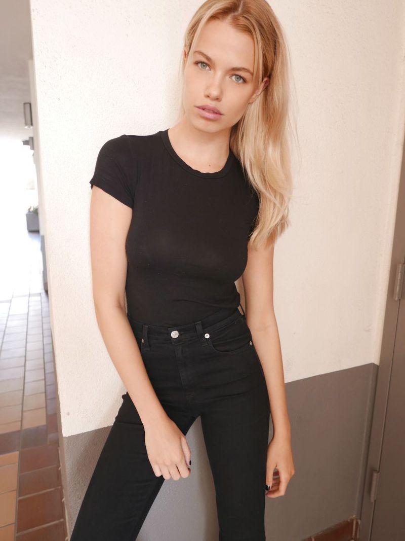 Two Management 2017 Polaroids/Portraits (Polaroids-Digitals)