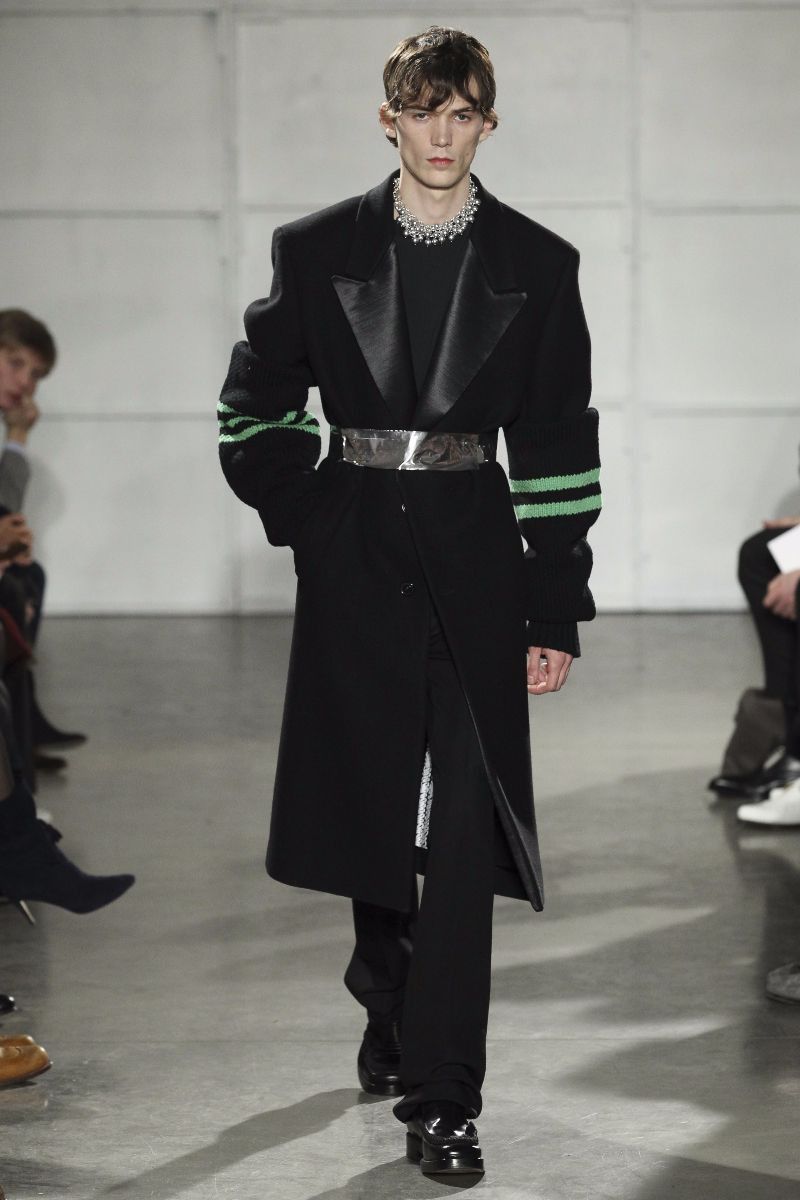 Raf Simons F/W 17 Show (Raf Simons)