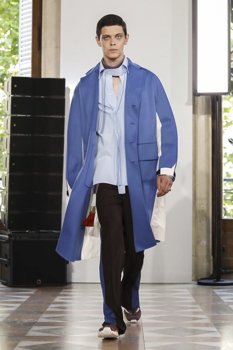 Valentino S/S 18 Men's Show (Valentino)