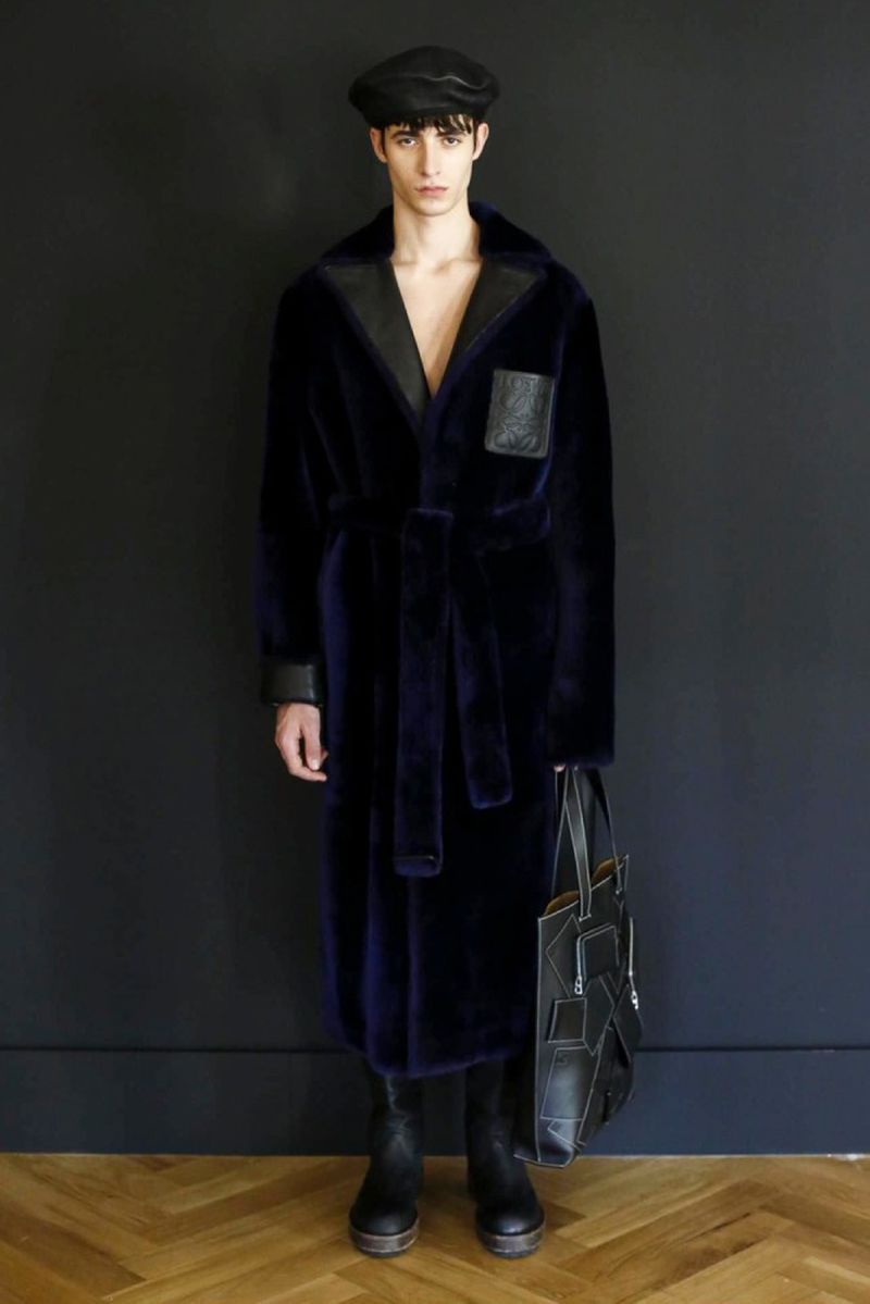 Loewe F/W 17 Men's Presentation (Loewe)