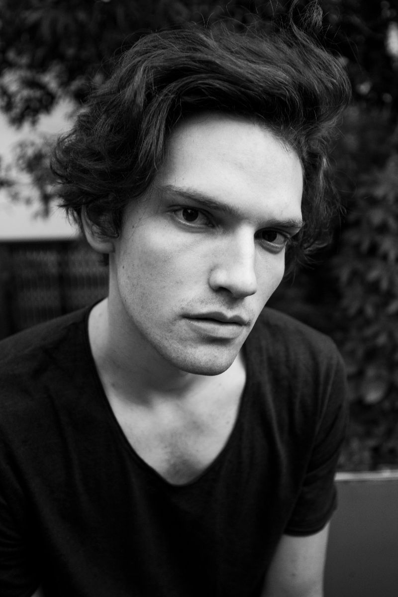 Casting Way Model (Portrait)