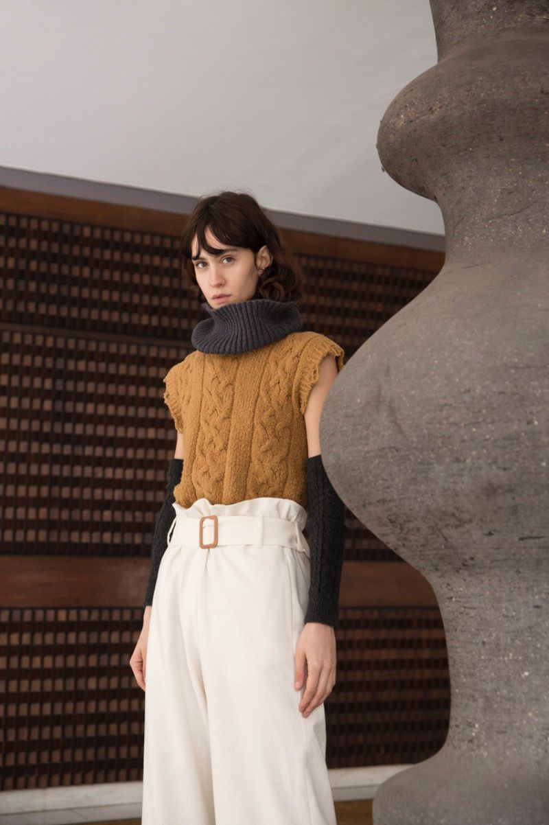 Neighbourhood Curves by Martina Ferrara (Coeval Magazine)