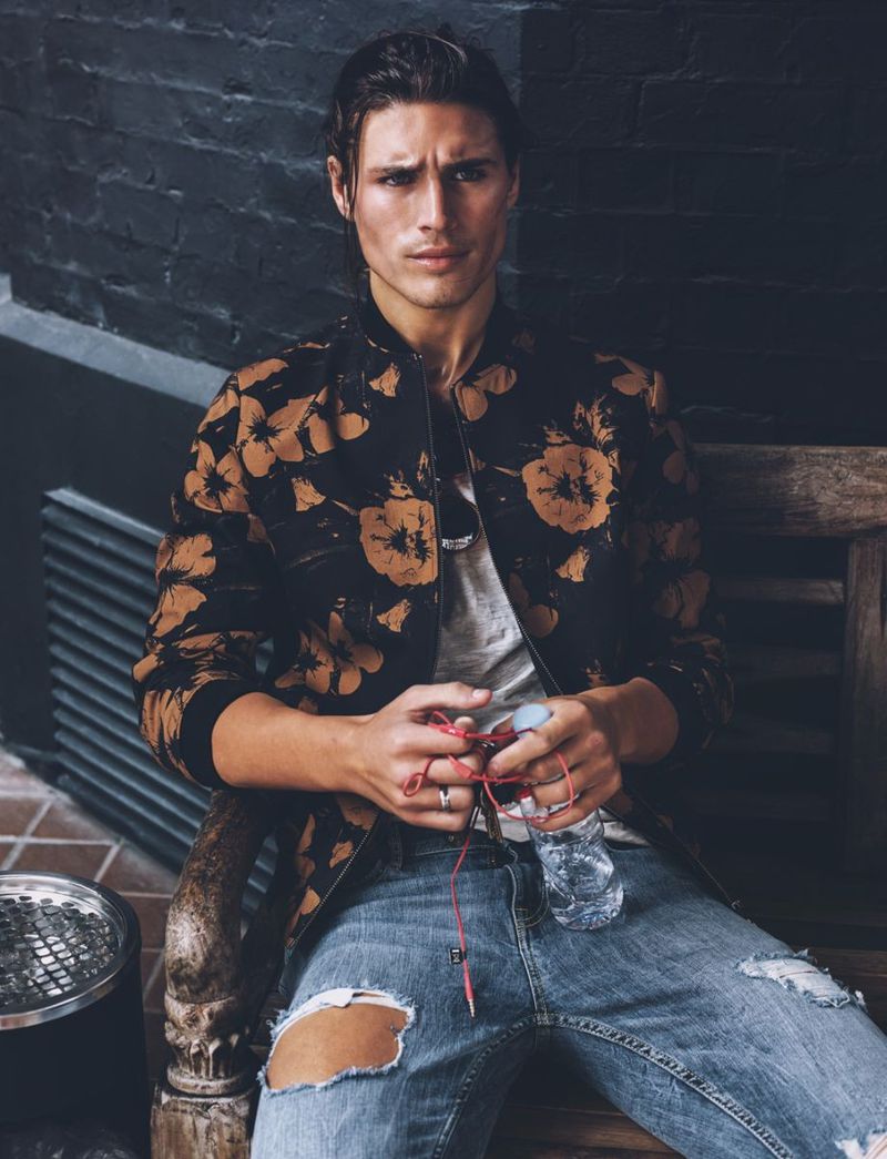 Harri Musumeci (Wonderland Magazine)