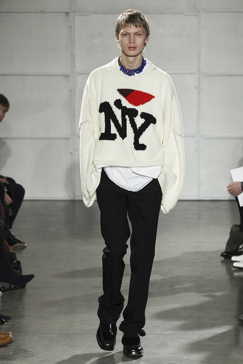 Raf Simons F/W 17 Show (Raf Simons)