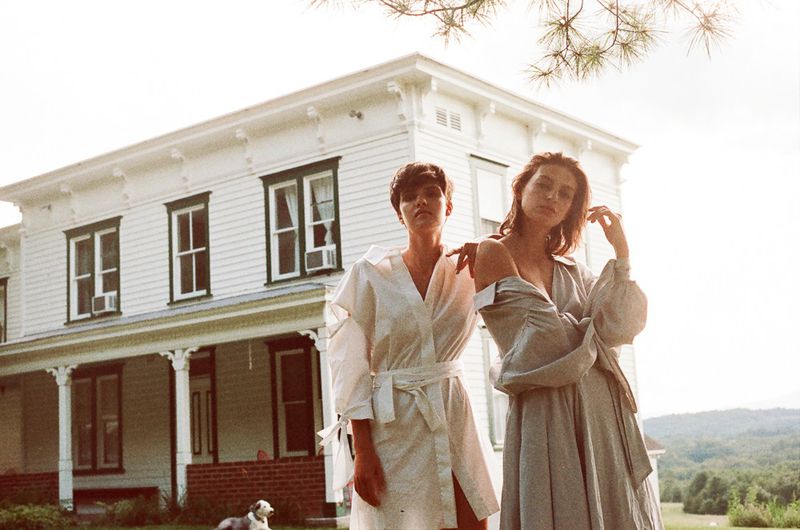 Meet Me in the Middle Somewhere (MONROWE Magazine)