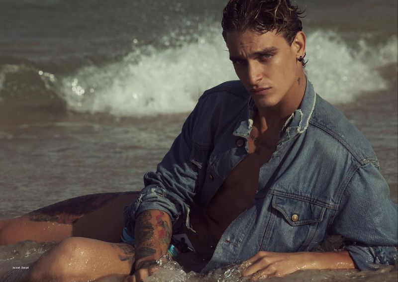 Jonathan for Mandrawn (Mandrawn Magazine)