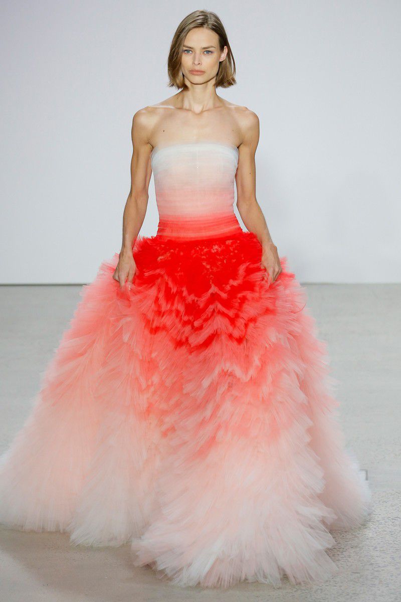 ODLR S/S 18 Show (Oscar de la Renta)