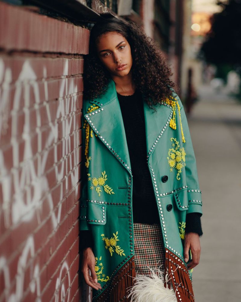 Danielle Ellsworth (Portrait)