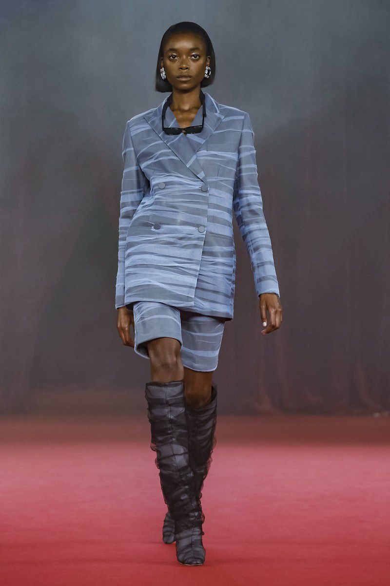 Off-White S/S 18 Show (Off-White)