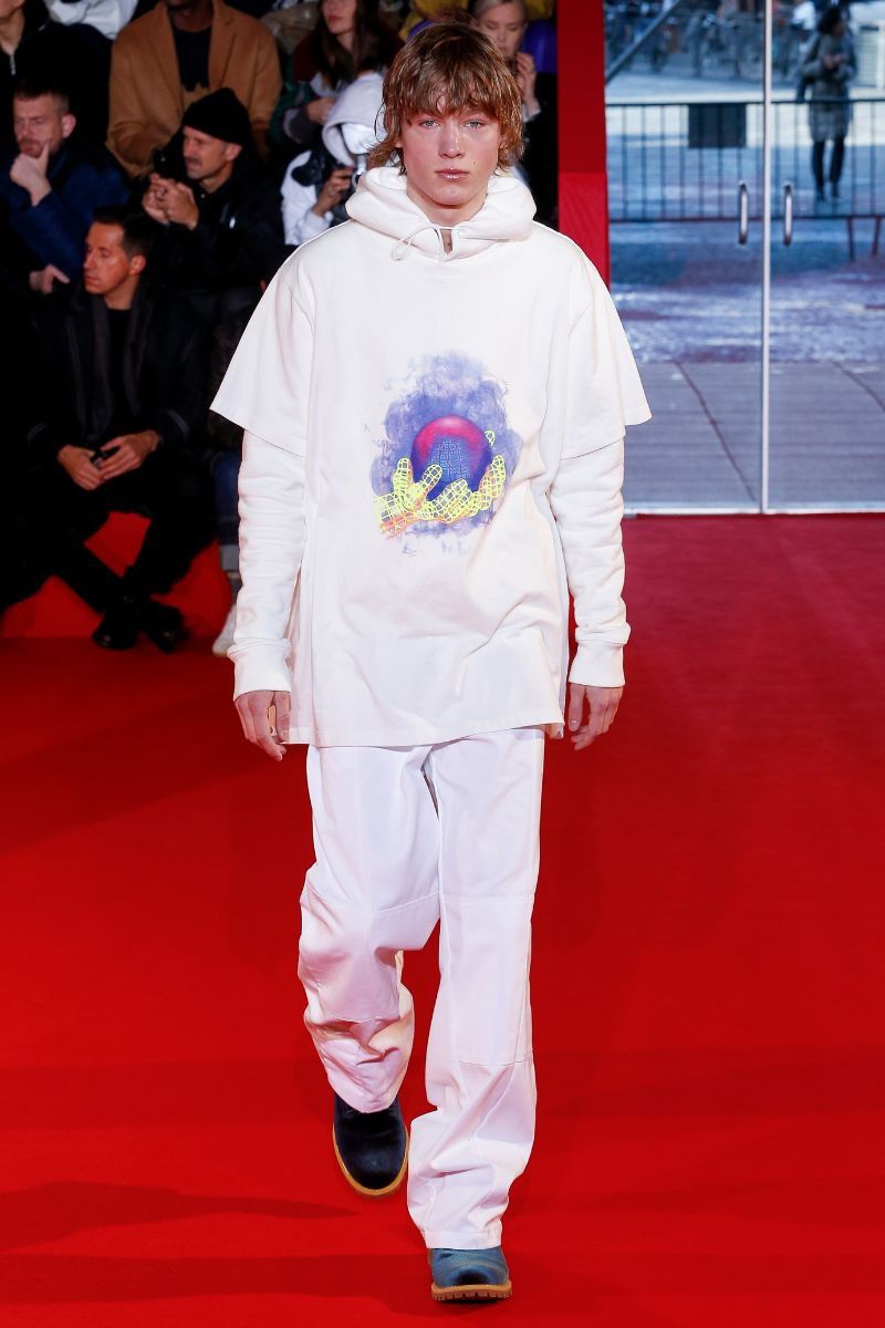 Off/White F/W 18 Men's Show (Off-White)