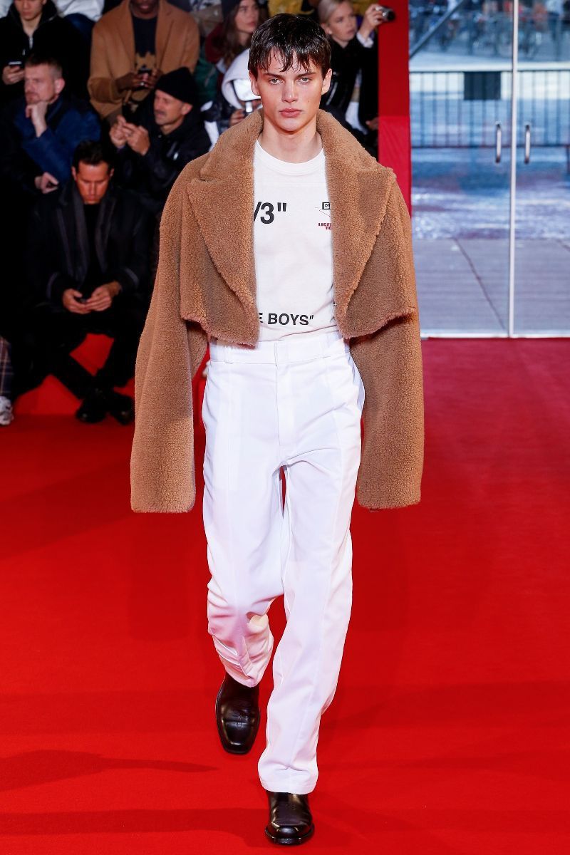 Off/White F/W 18 Men's Show (Off-White)