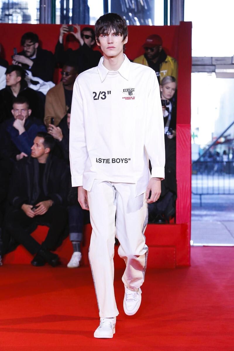 Off/White F/W 18 Men's Show (Off-White)