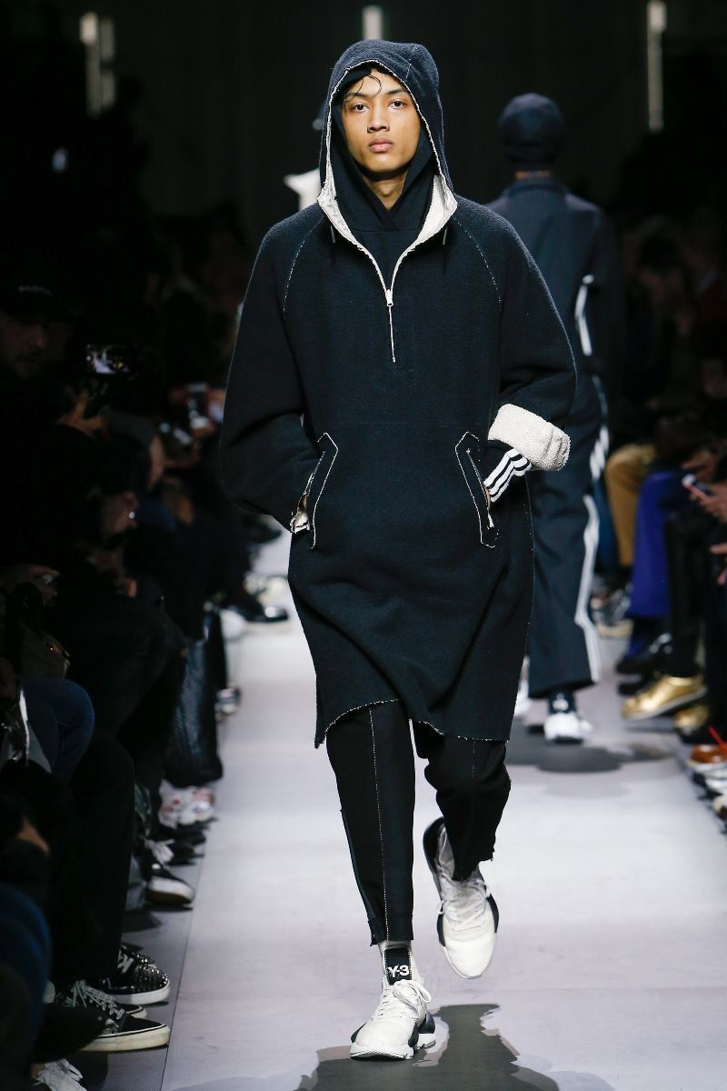 Y-3 F/W 18 Show (Y-3)