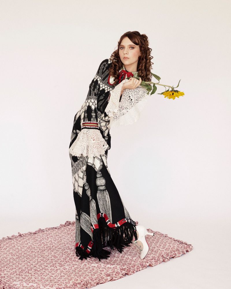 Sasha Frolova by Elena Rendina (Commons & Sense Magazine)