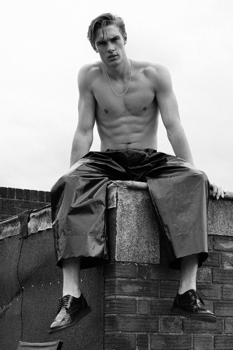 Tommy Marr and Elliot Meeten by Alessio Matricardi (Victor Magazine)