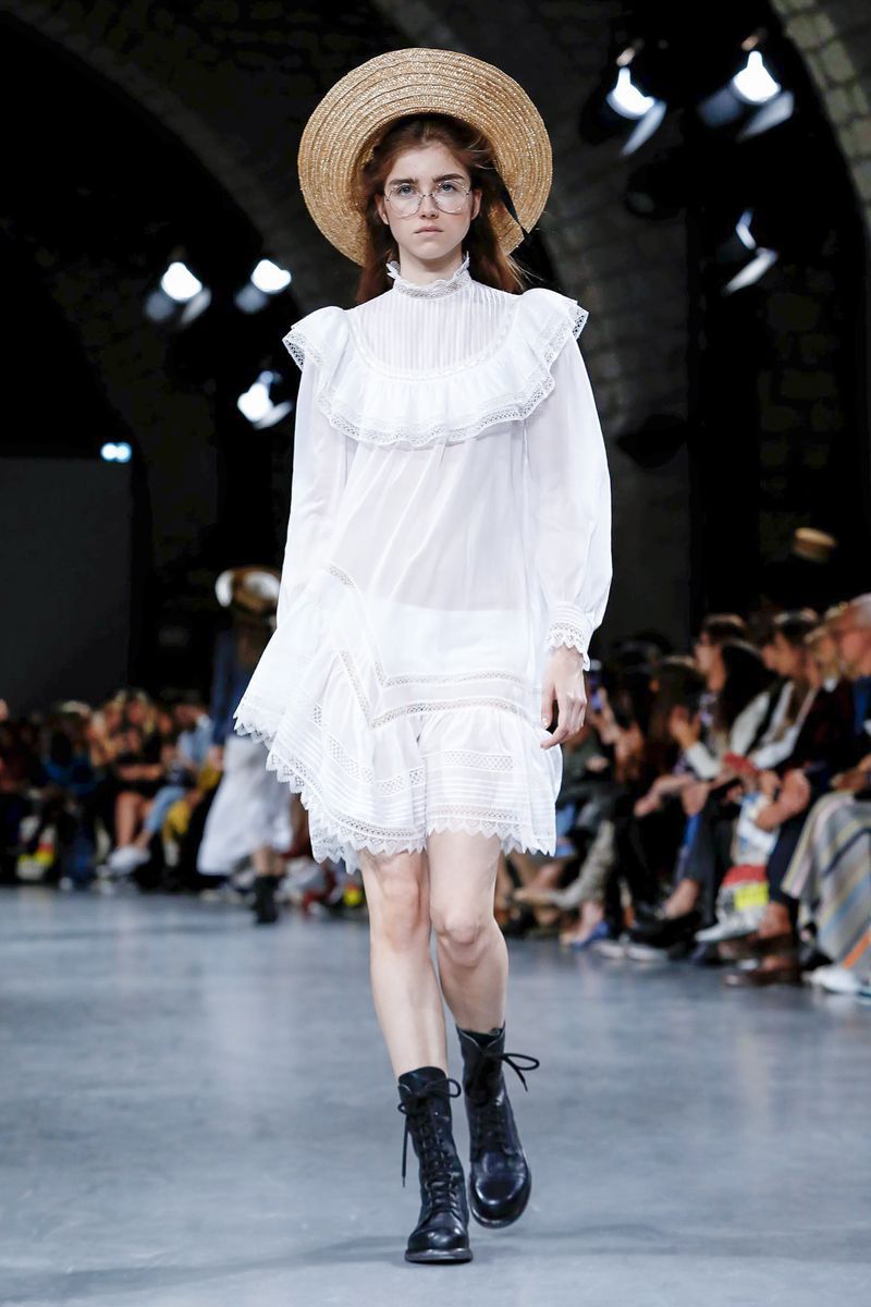 John Galliano S/S 19 Show (John Galliano)