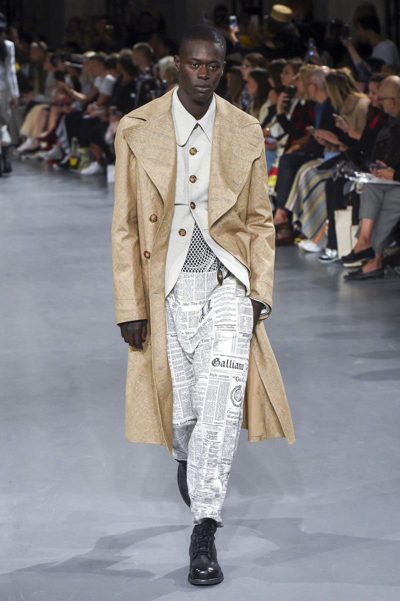 John Galliano S/S 19 Show (John Galliano)