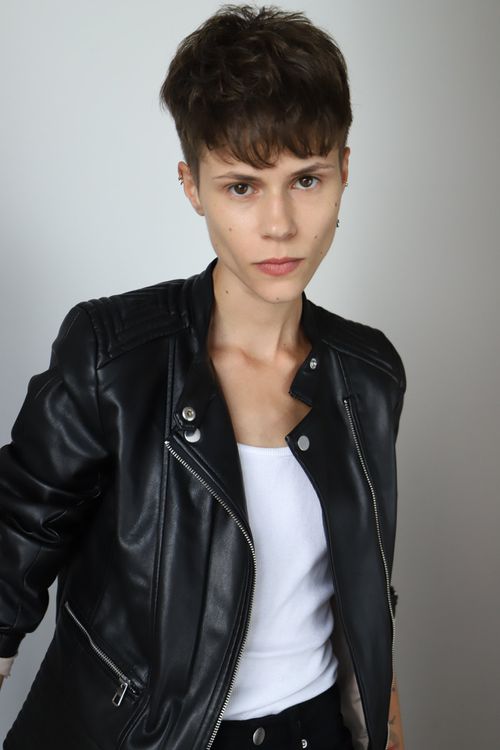 Michi Czastka - Model - detail by year