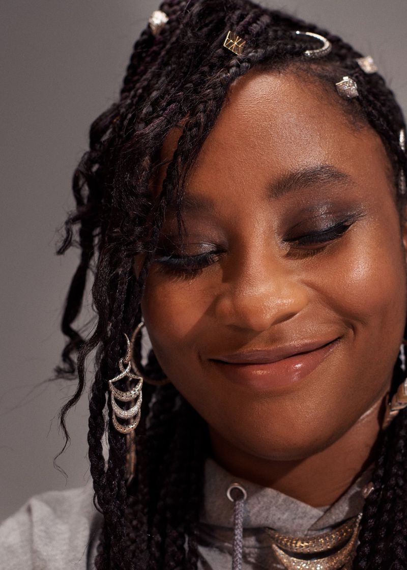 MEET ZURI MARLEY, THE SINGER MAKING IT ON HER OWN TERMS (V Magazine)