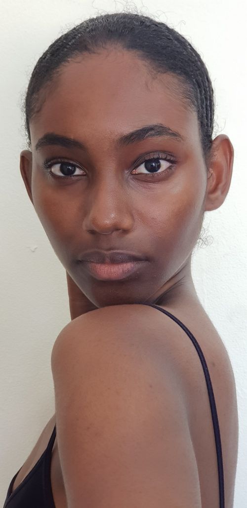 Chelsea Buggam - Model Profile - Photos & latest news