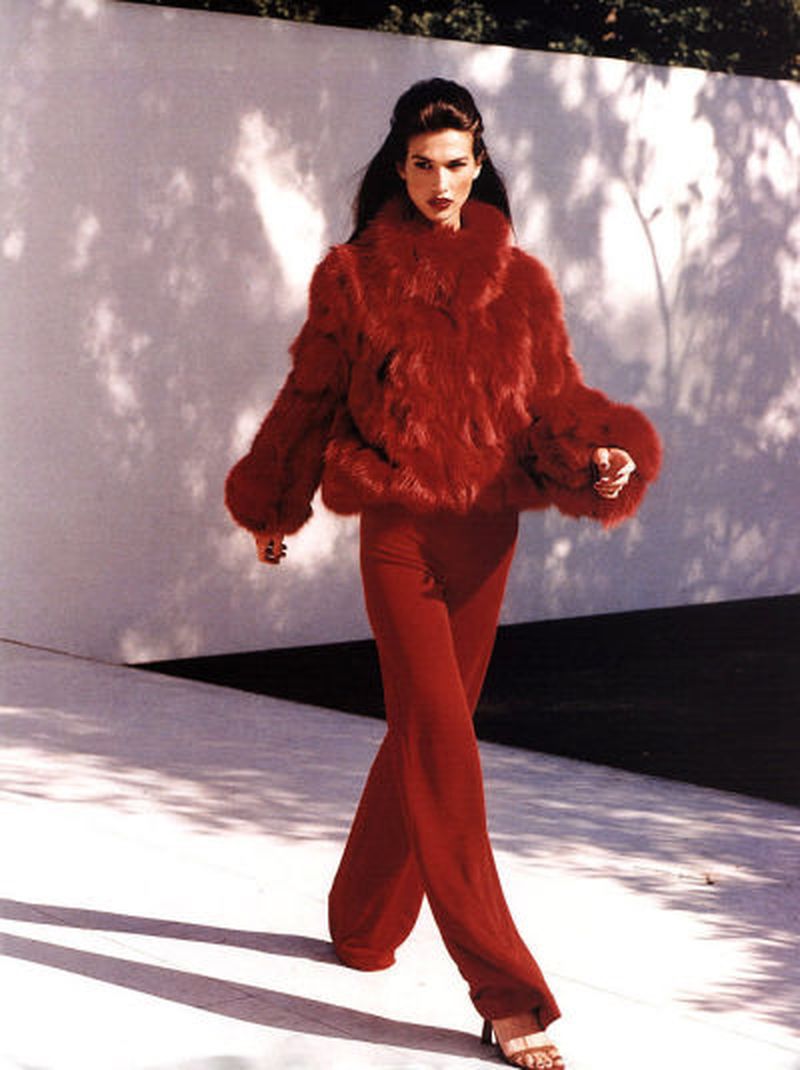 Photos by Kim Knott model Catherine Hurley (Vogue España)