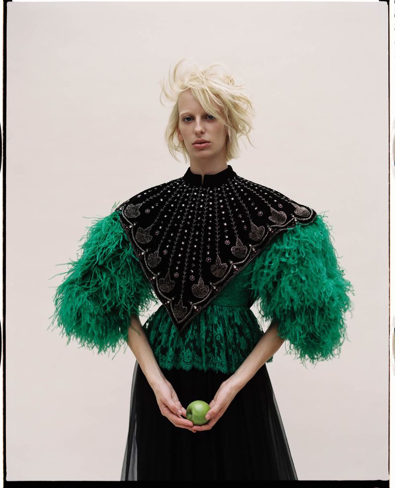 Lili Sumner (Vogue Czechoslovakia)