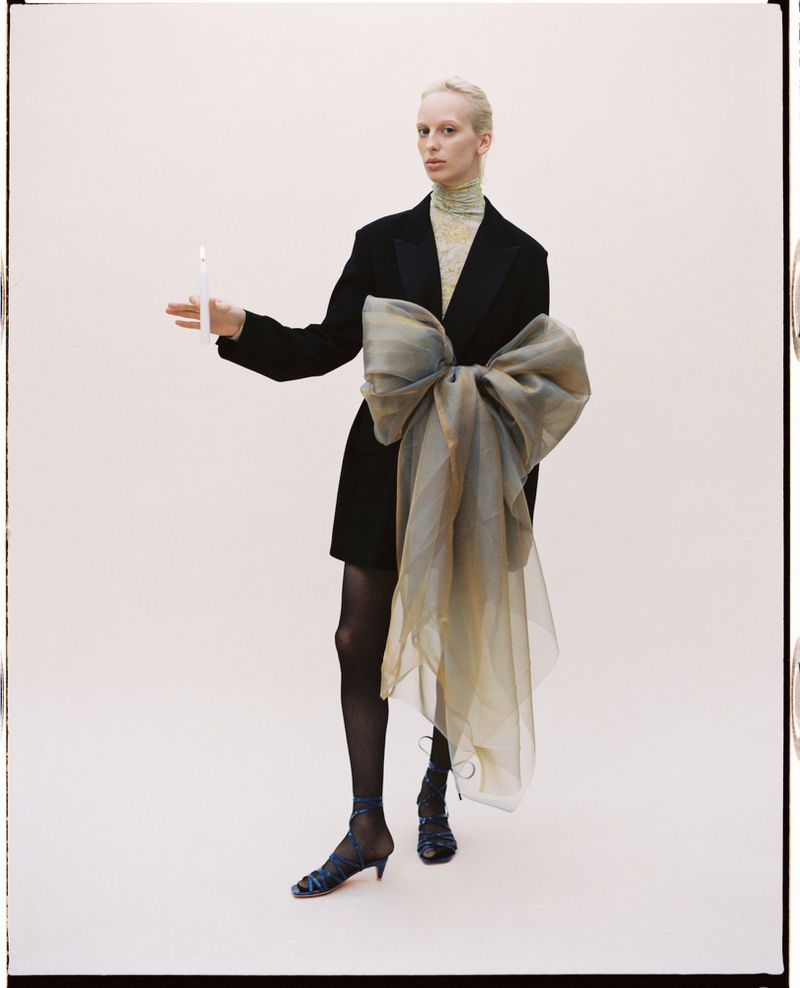 Lili Sumner (Vogue Czechoslovakia)