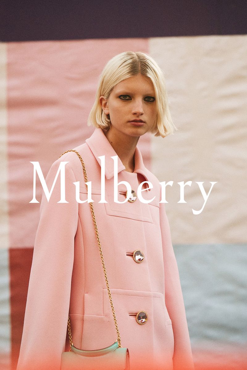 Mulberry Fall 2018 Accessories Campaign (Mulberry)