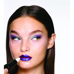 Ellen Burton - Model Profile - Photos & latest news