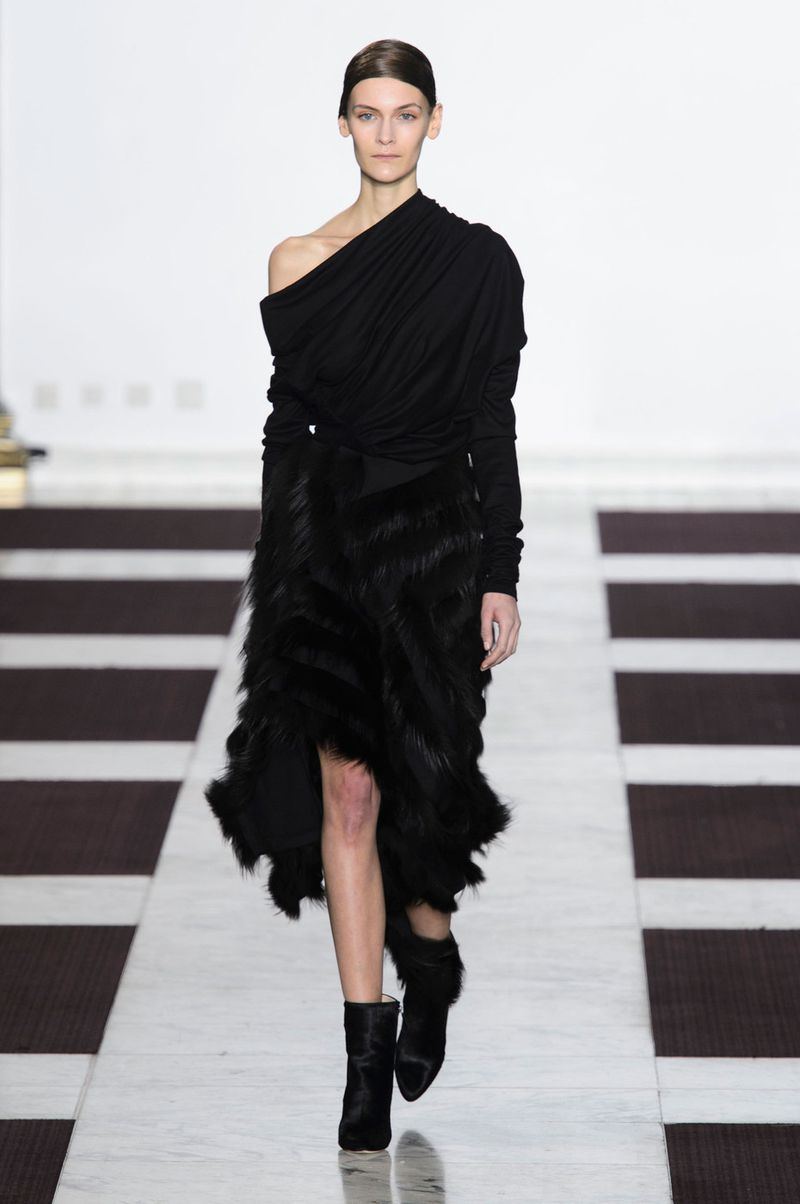 Yiqing Yin Haute Couture Spring 2015 Show (Yiqing Yin)