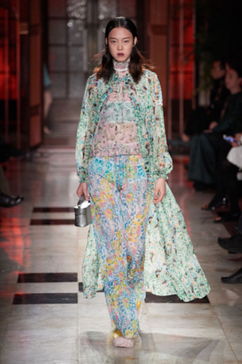 Miu Miu Cruise 2019 Show Shanghai (Miu Miu)