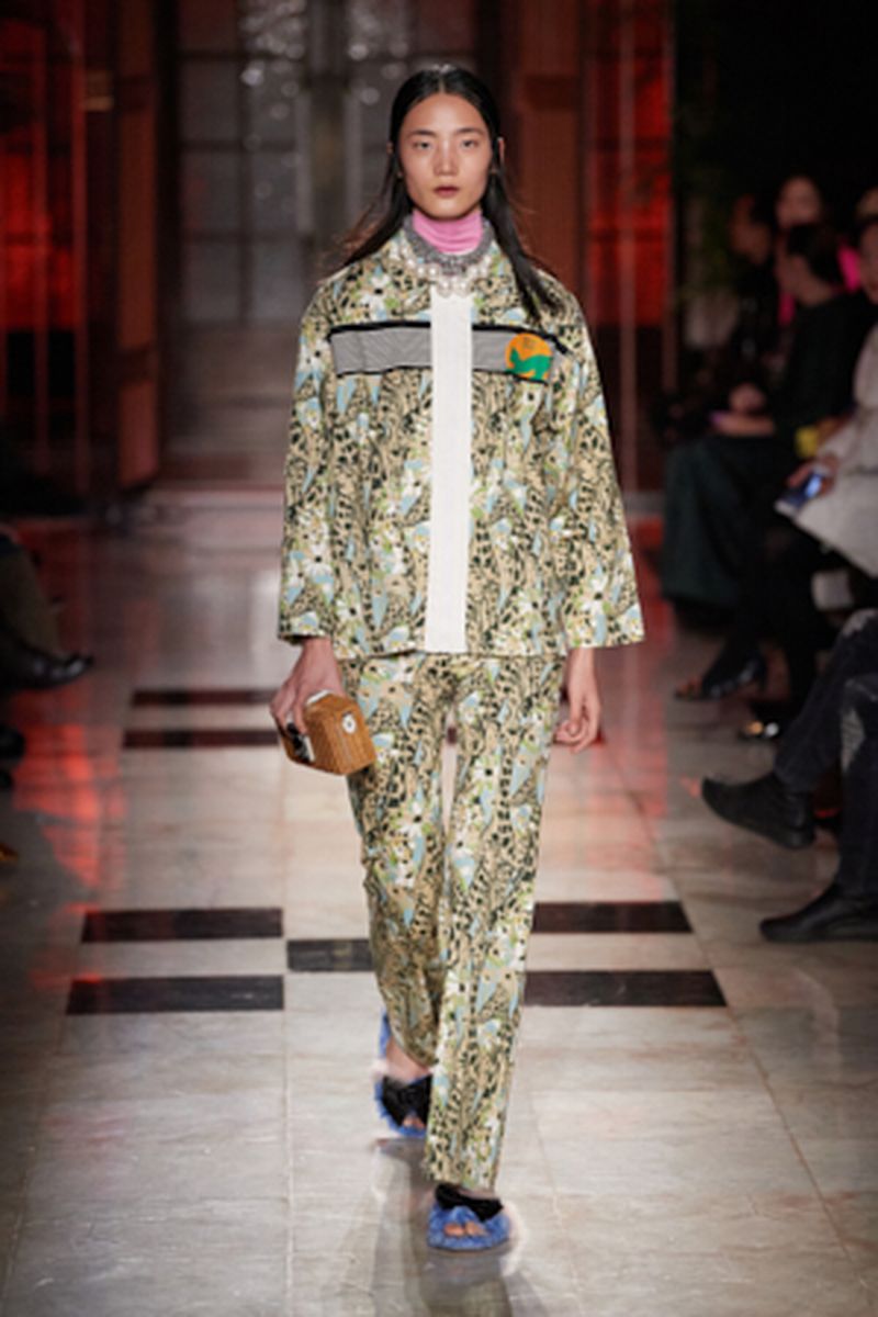 Miu Miu Cruise 2019 Show Shanghai (Miu Miu)