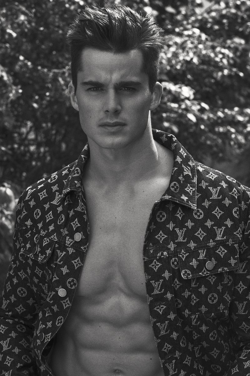 Pietro Boselli (L'Officiel Hommes Poland)