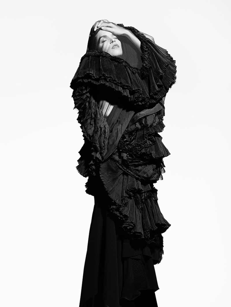 B&W (Suited Magazine)