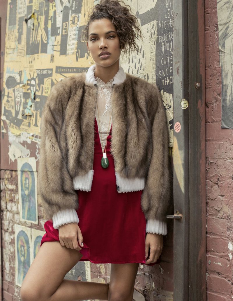 Exceptional Fashion Story with Jessica Strother (L'Officiel Lithuania)