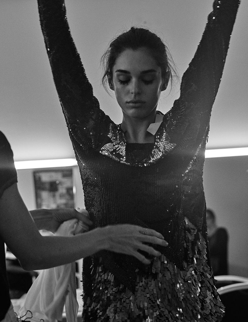 Behind the Curtain (Schön Magazine)