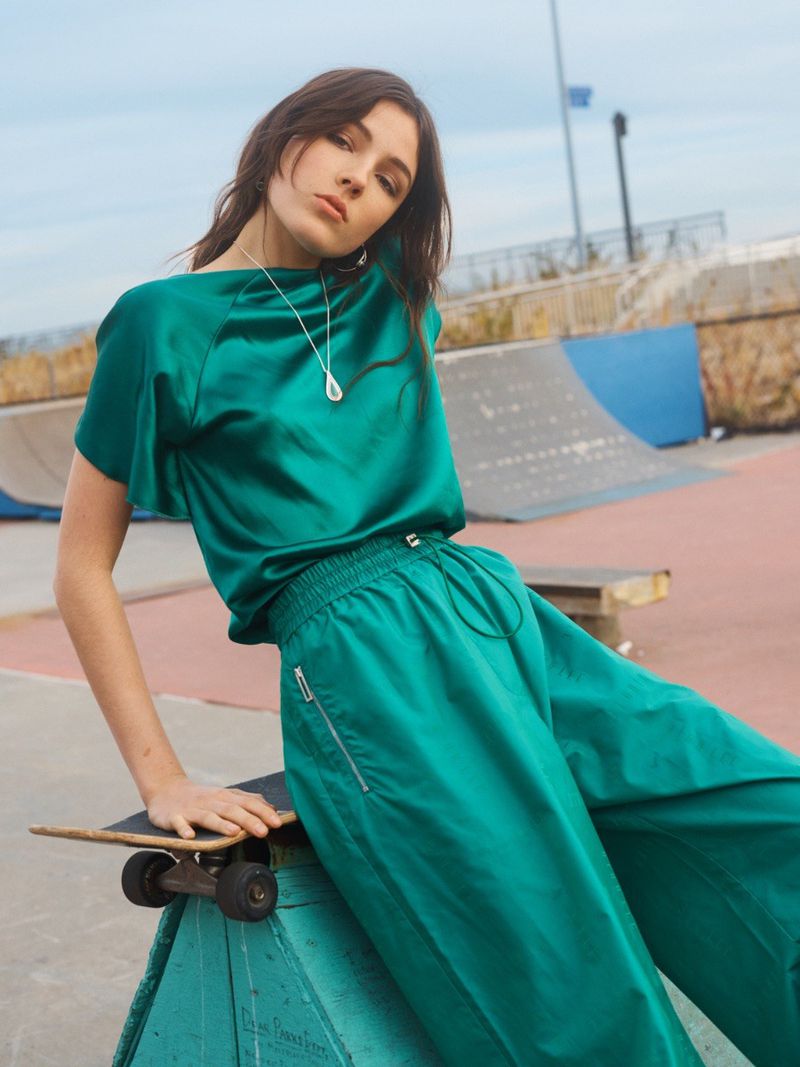 Monochromatic Styling Is Spring's Colorful New Trend (L'Officiel USA)