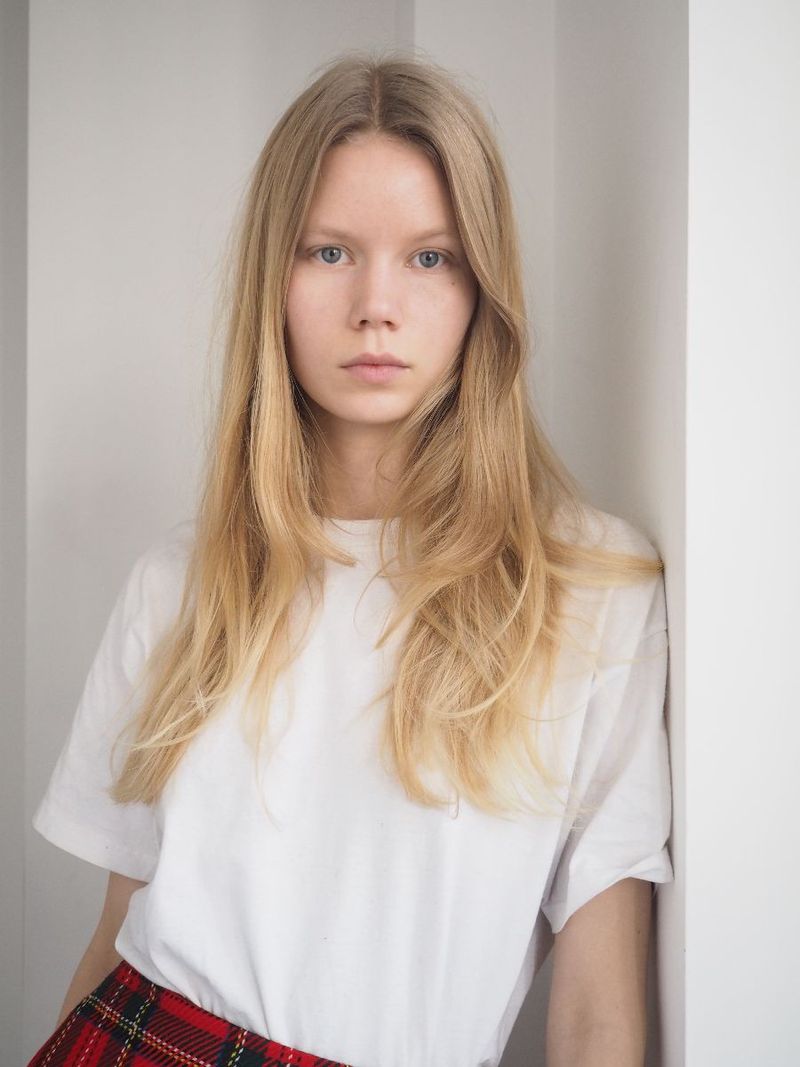 Select Model Management 2018 Polaroids/Portraits Part 2 (Polaroids ...