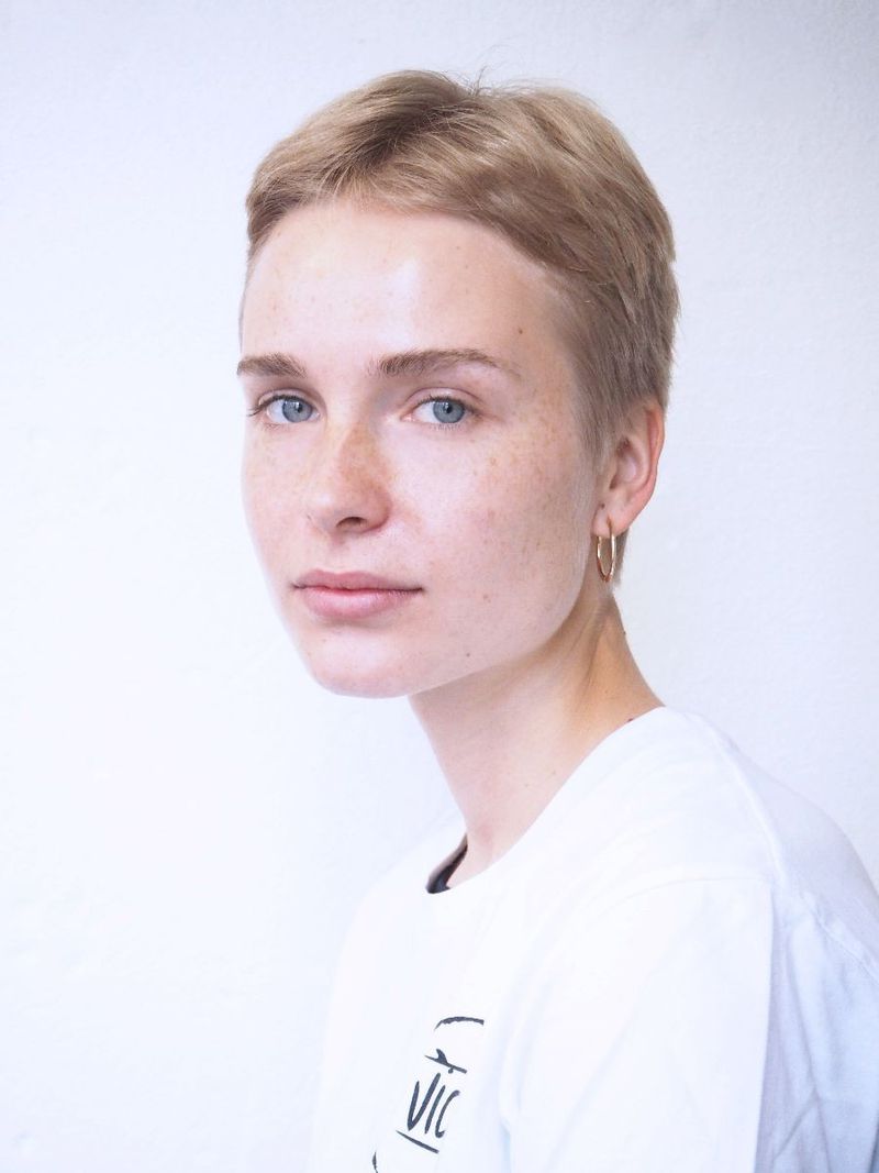 Select Model Management 2018 Polaroids/Portraits Part 2 (Polaroids ...