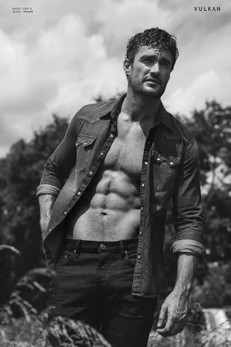 Thom Evans (Vulkan Magazine)