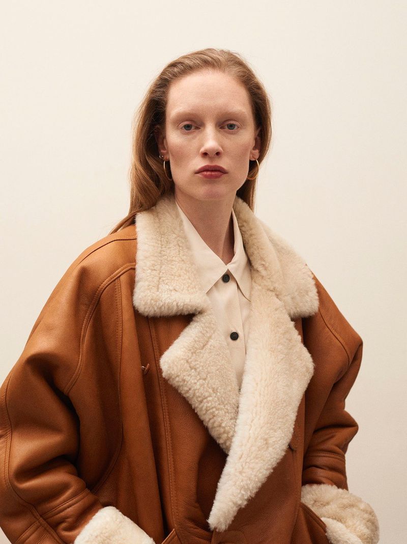 Zoe Lee Look Book AW '18 (Various Lookbooks/Catalogs)