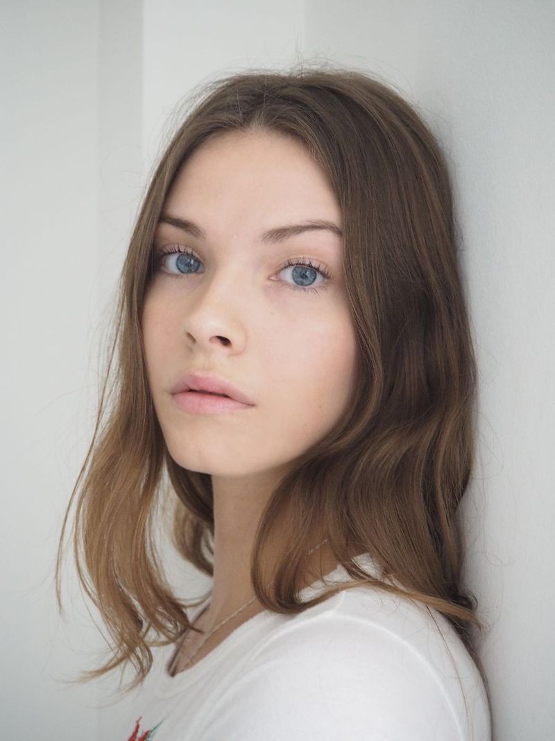 Select Model Management 2018 Polaroids/Portraits Part 2 (Polaroids ...