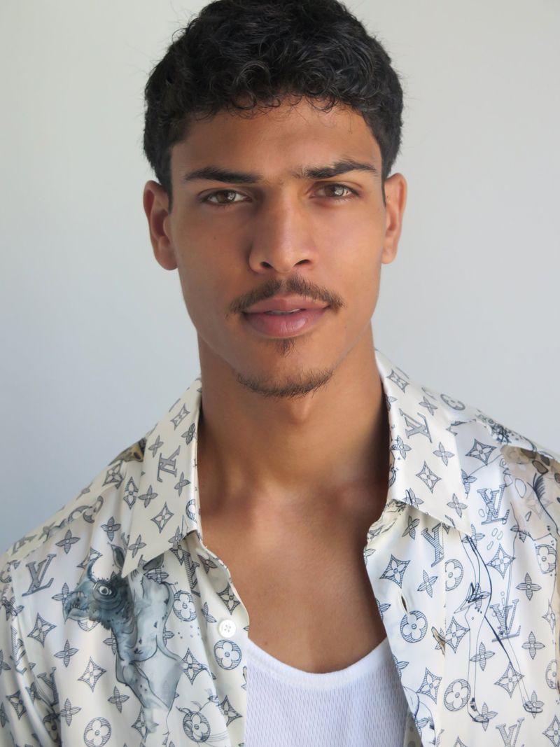 Click Models 2018 Polaroids/Portraits (Polaroids-Digitals)