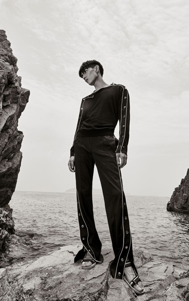 by Rex Leung (Men's Uno International)