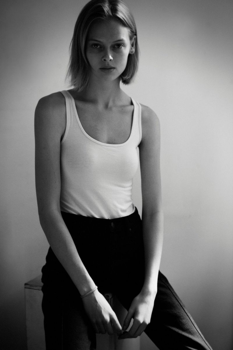 Holly Go-see (Portrait)